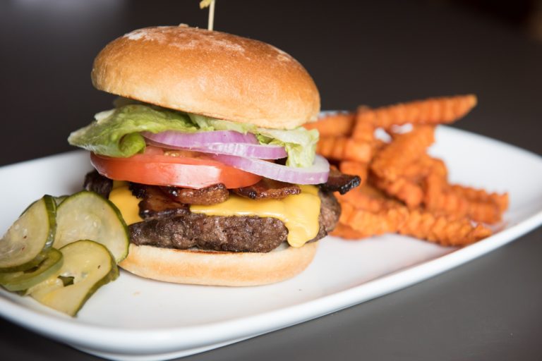 Kip's Irish Pub & Restaurant - Westopolis